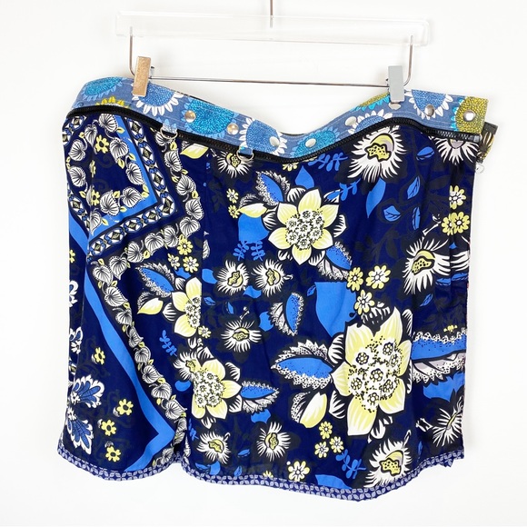 Zand Amsterdam | Skirts | Zand Amsterdam Unisex Reversible Floral Print ...